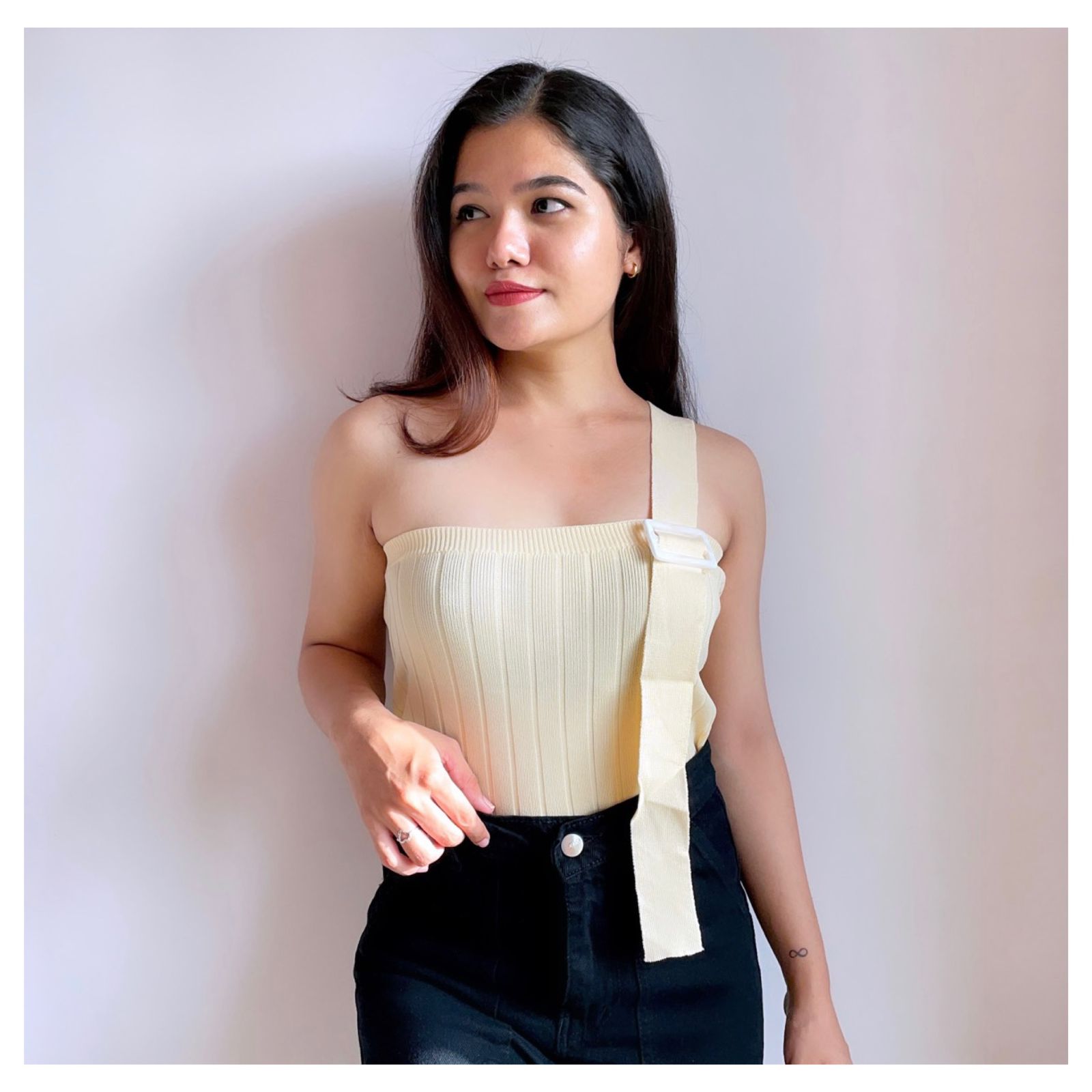 Tops – Reveal Store